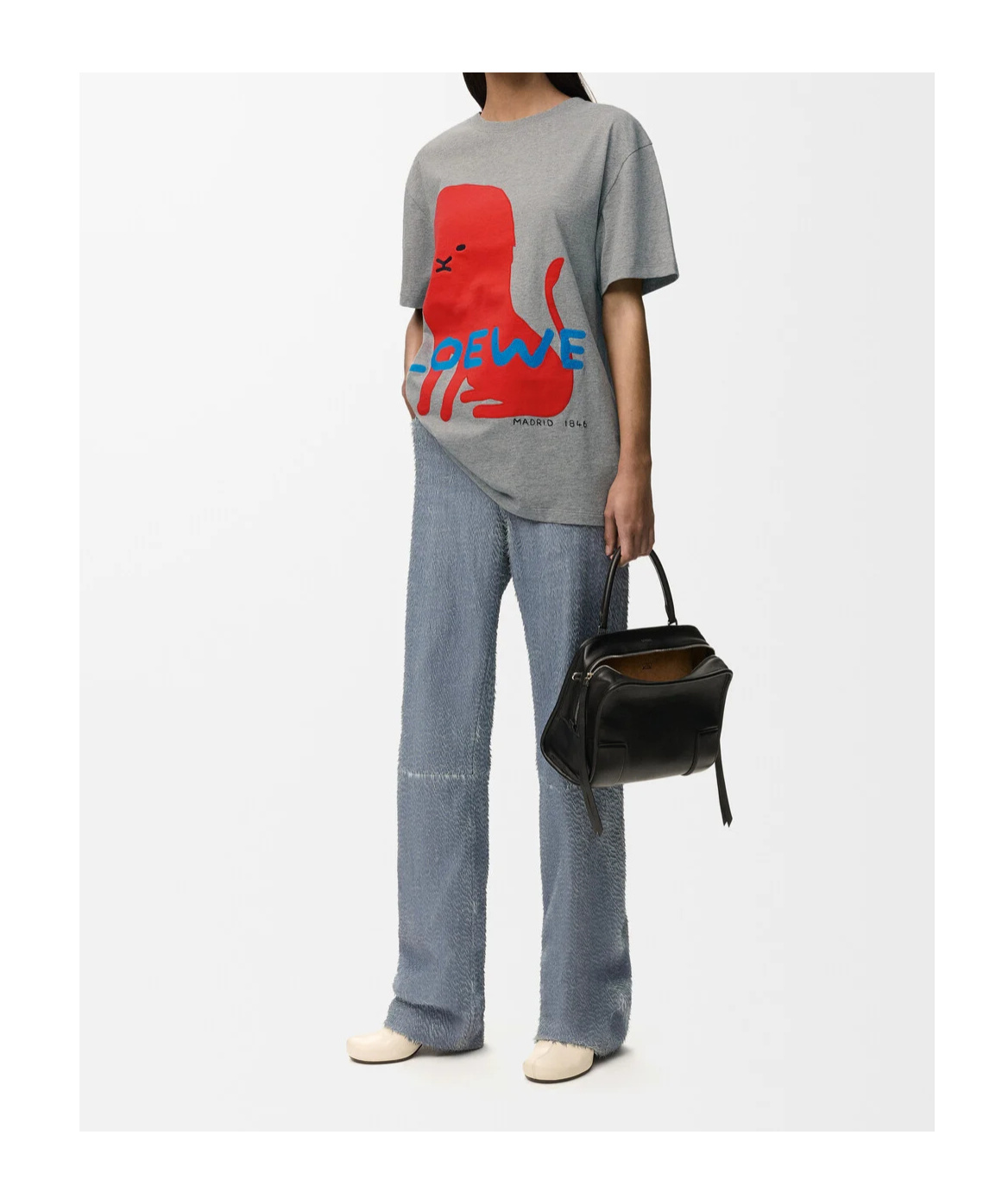 LOEWE Loewe Regular Fit T-Shirt with Lions Jersey Badge